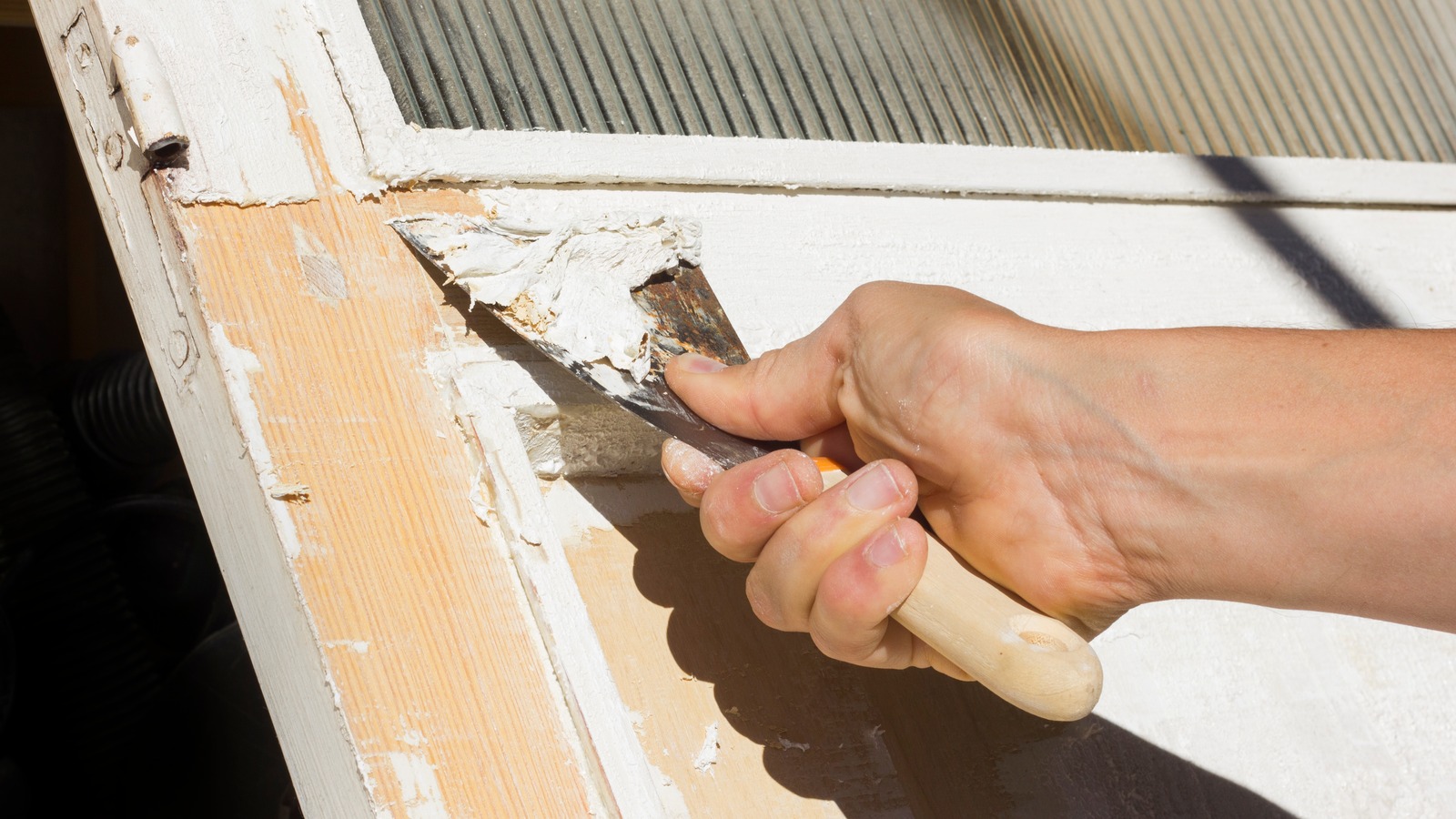 Is TikTok's Recommended Paint Stripper All That It's Cracked Up To Be?