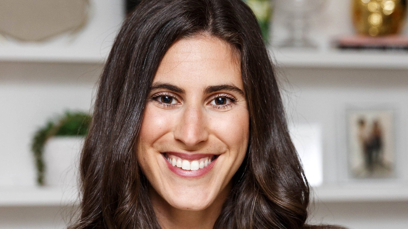 Dormify's Karen & Amanda Zuckerman Share Their Secrets For Stylish Dorm ...