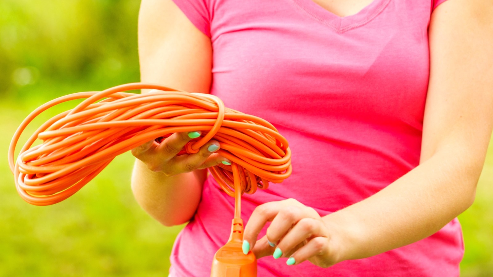 Keep Extension Cords & Hoses Organized With An Affordable Dollar Tree Hack