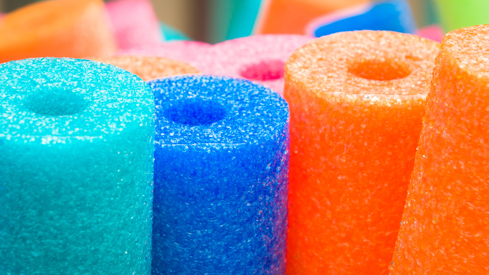 Make Any Mirror Stand Out With This Pool Noodle DIY