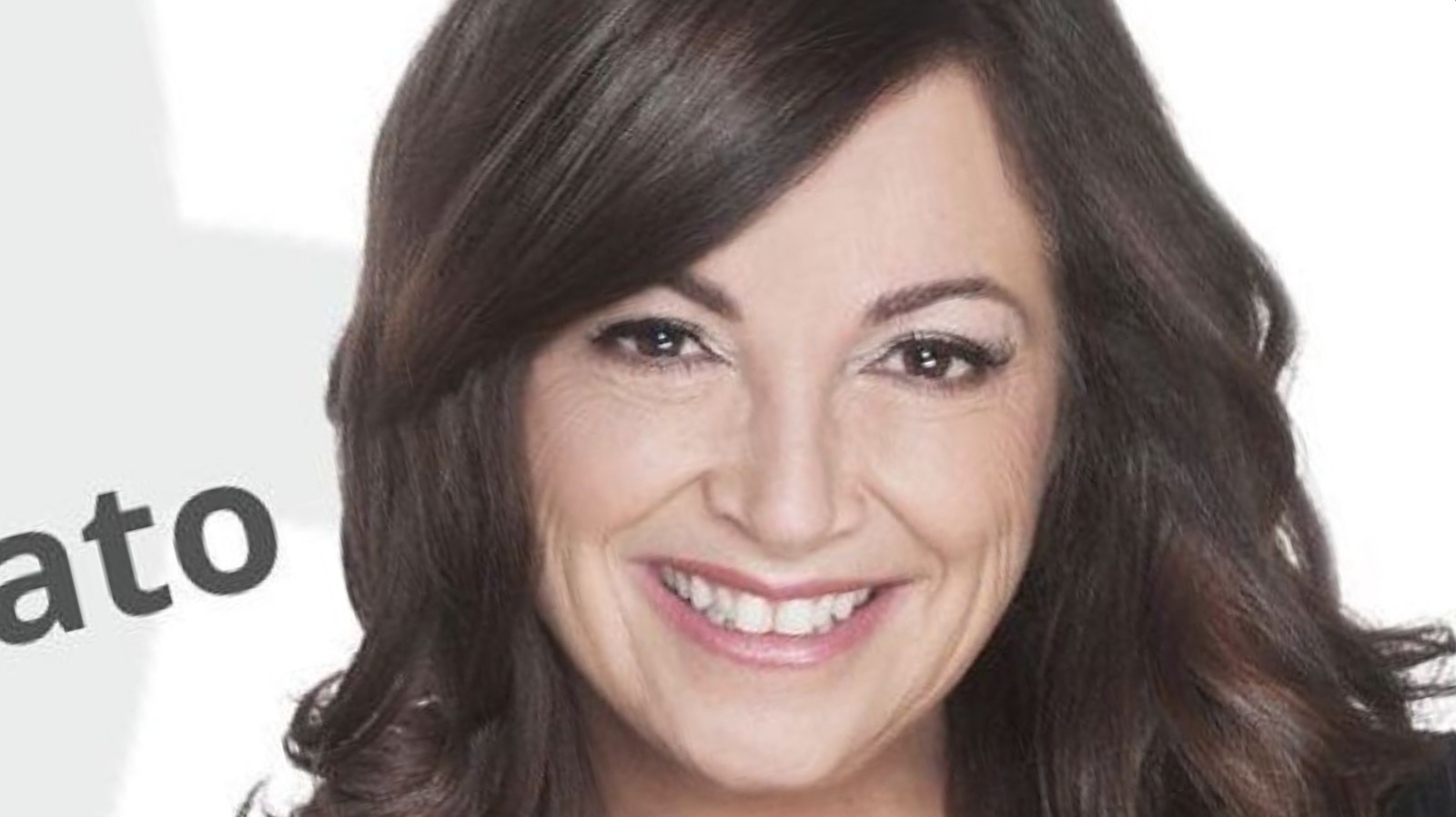 Property Virgins Host Sandra Rinomato's Simple Design Tip Can Totally ...