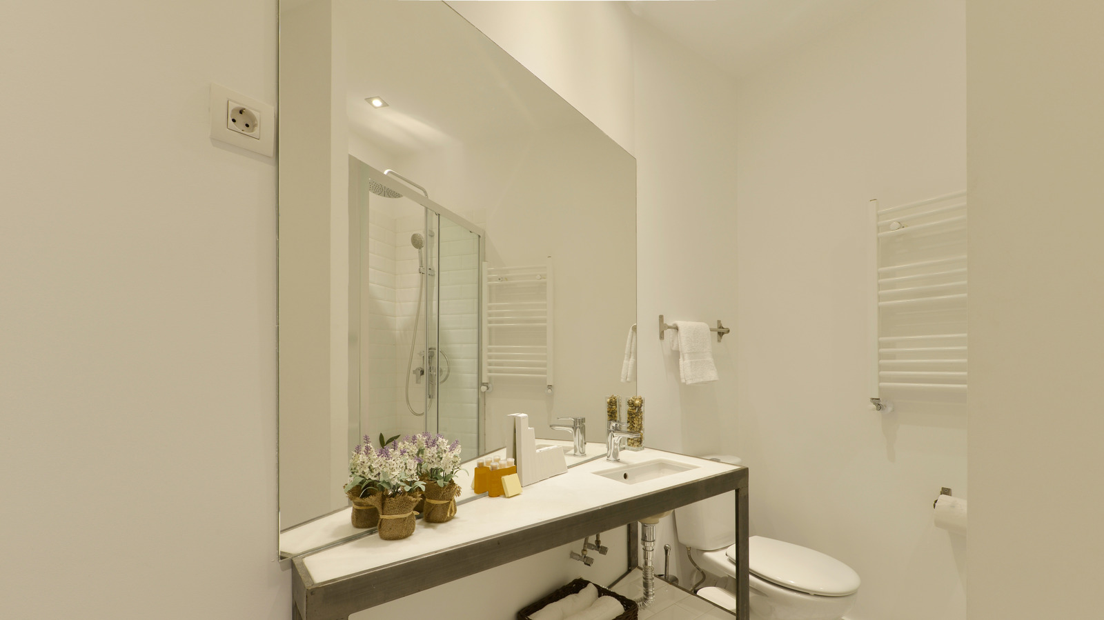 Repurpose A Builder-Grade Bathroom Mirror As A Chic Entryway Focal Point