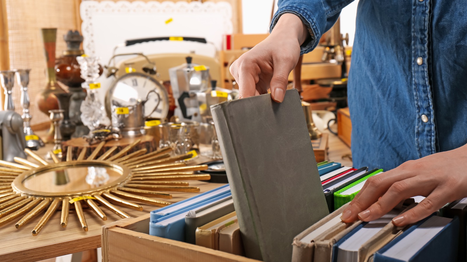 Repurpose An Old Book Into A Stunning Decorative Clock With This Easy DIY