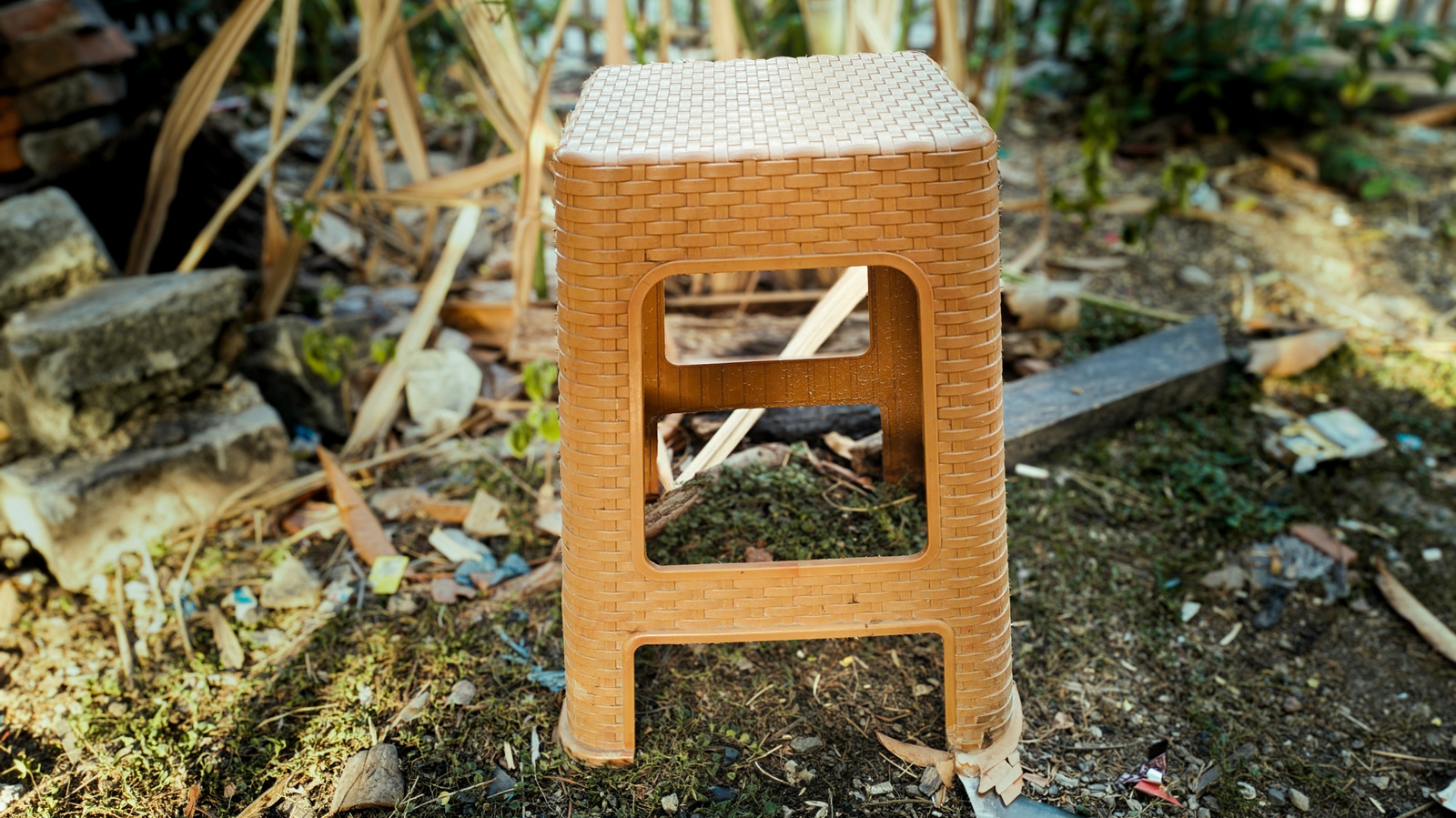 Reuse A Broken Stool By Turning It Into Your Dream Laundry Hamper