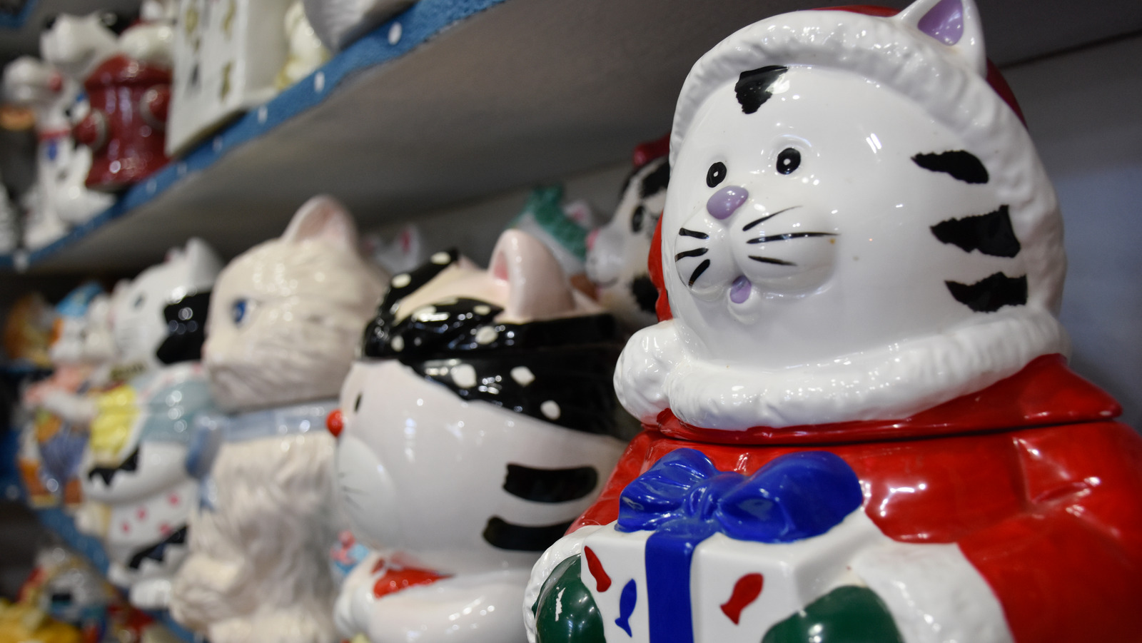 Reuse Vintage Cookie Jars For Unique Home Decor Your Plants Will Love
