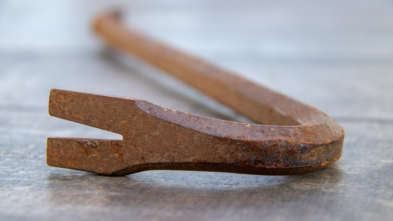 How To Restore A Rusty Crowbar To Its Former Glory