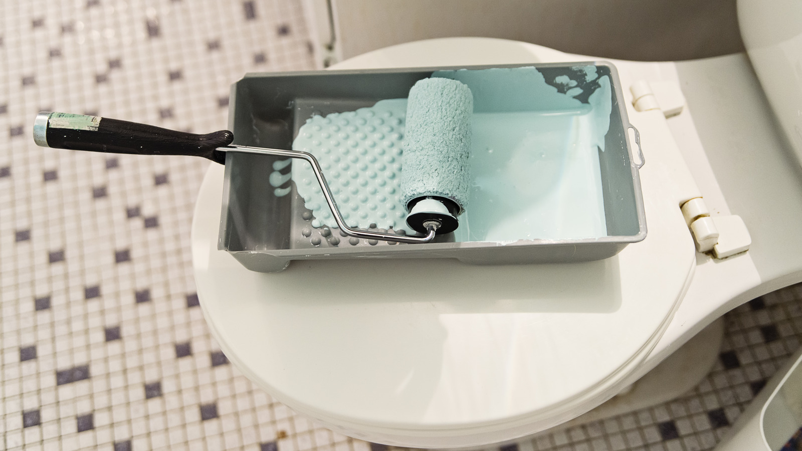 Skip Painting Behind The Toilet And Try TikTok's Clever Design Trick ...