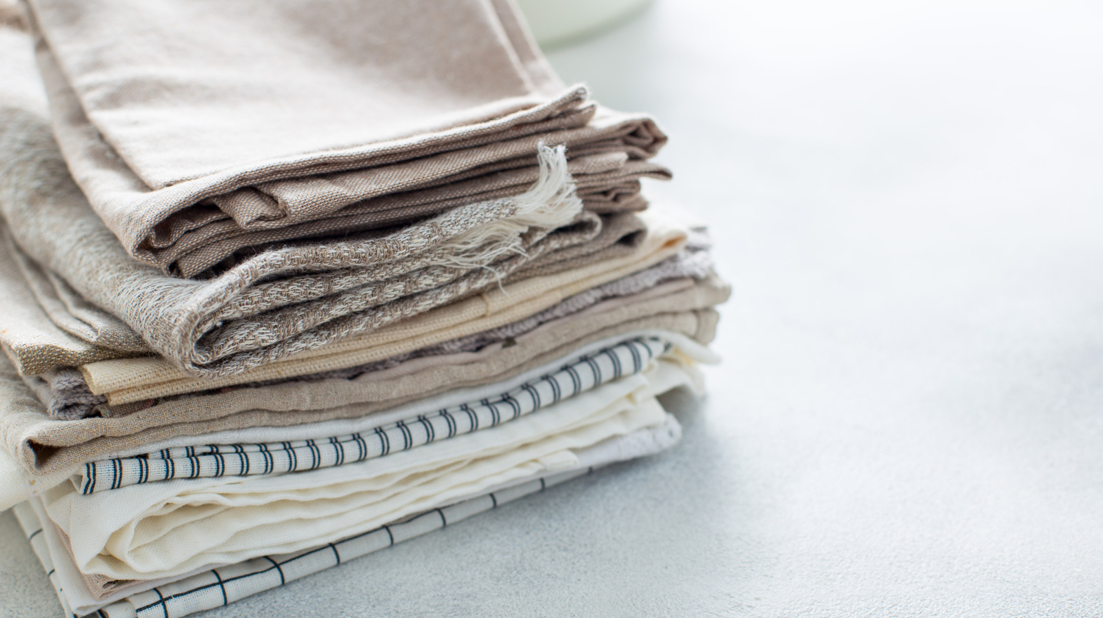 How To Pocket Fold Kitchen Towels For Easy Access And Organization