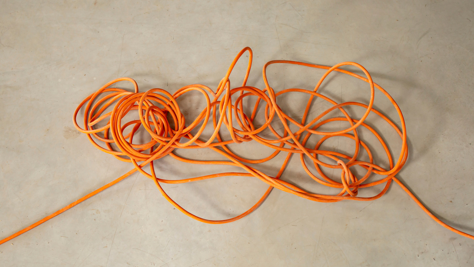 The Retractable Extension Cord That Makes Tangles A Thing Of The Past