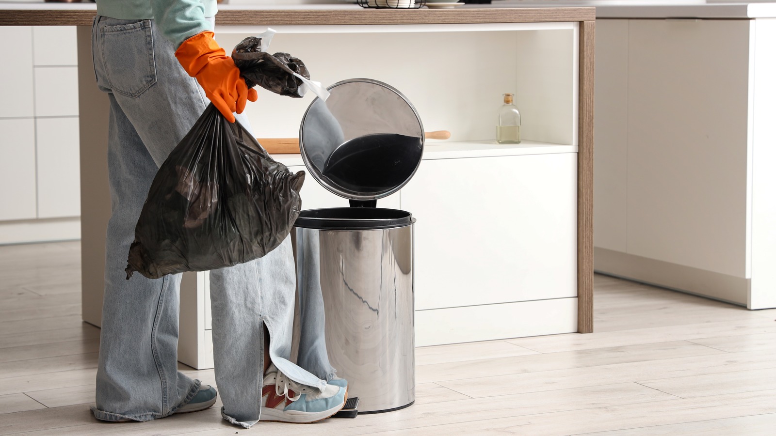 The 11 Best Ways To Clean & Deodorize Your Trash Can To Combat Funky Smells