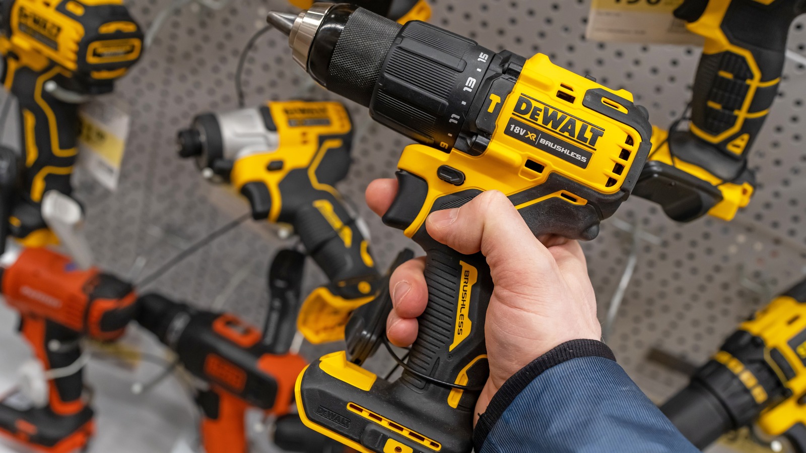 The 5 Best Cordless DeWalt Tools That Cost Under 100