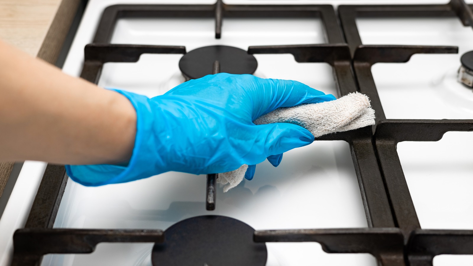 The 8 Best Ways To Remove Grime From Gas Stove Grates For A Sparkling ...