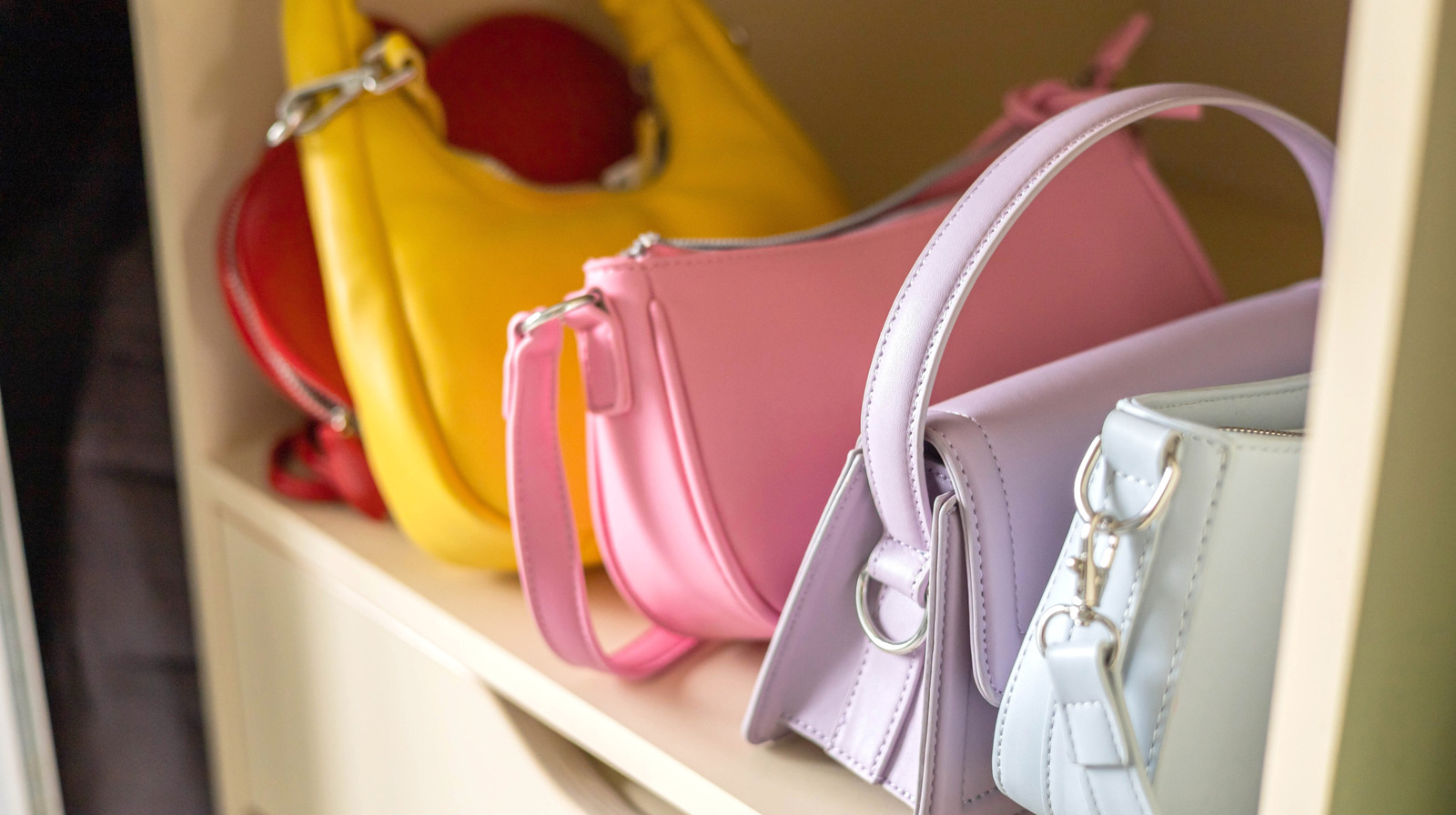 The 12 Best Ways To Keep Handbags Organized In Your Closet