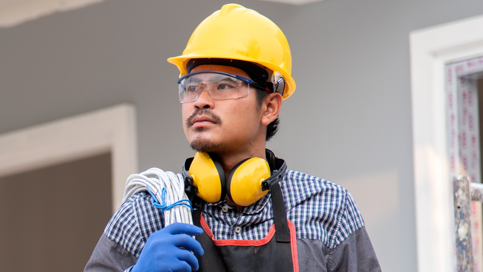 The Biggest Scams To Watch For With Electricians