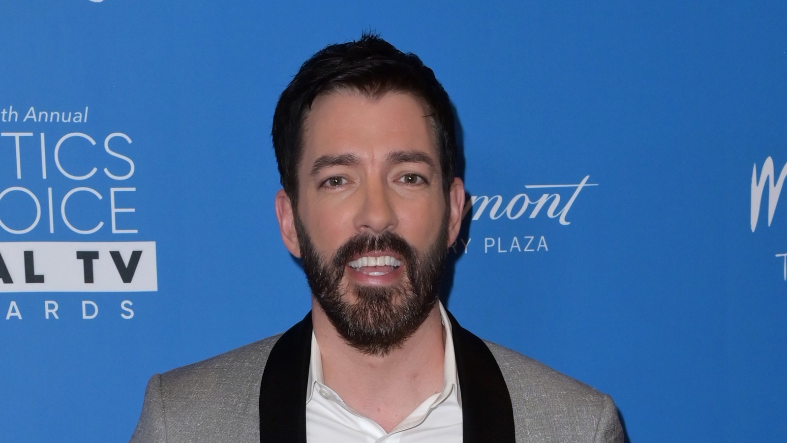 The Deck Color That Property Brothers' Drew Scott Recommends Avoiding