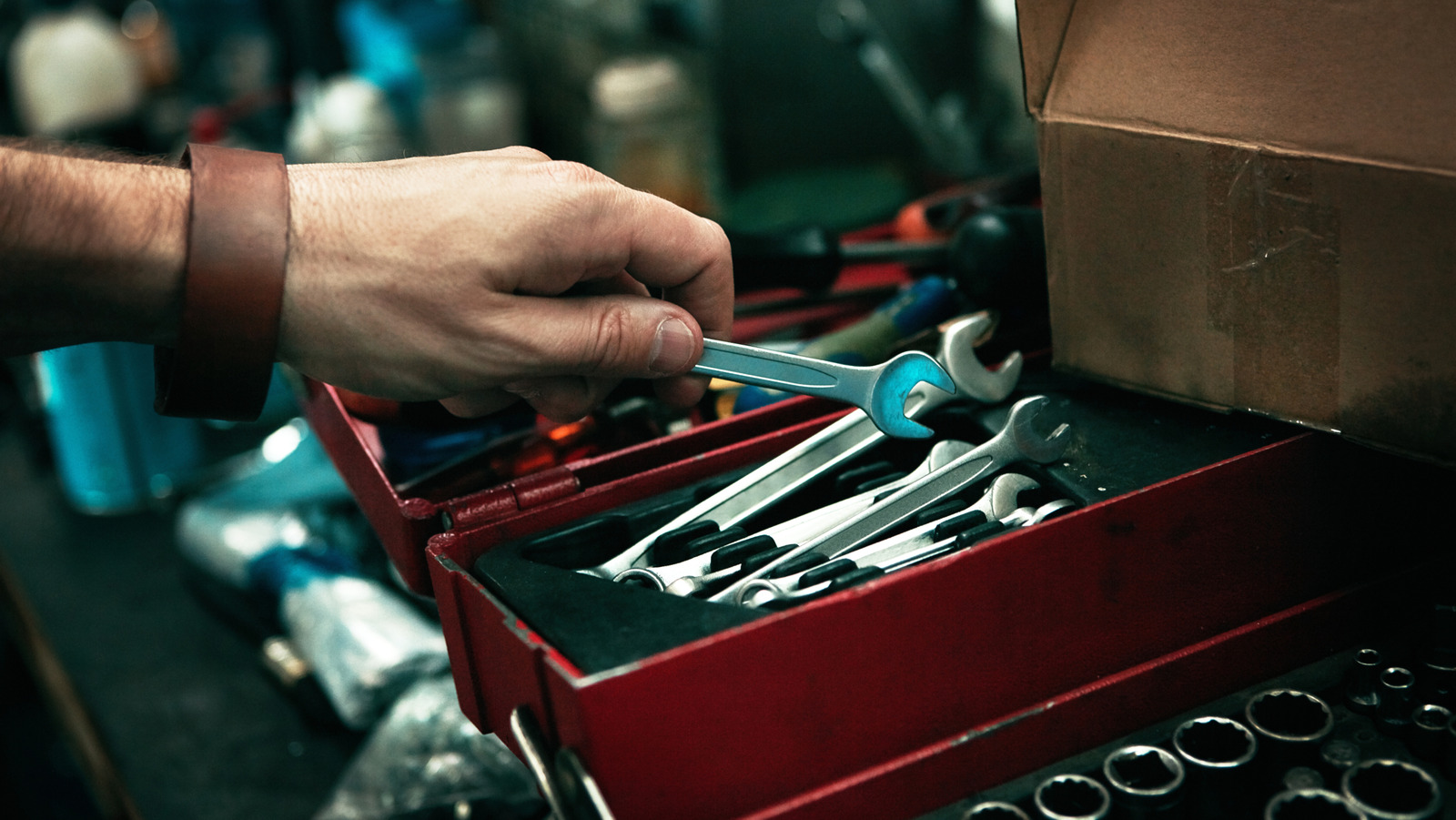 The Genius Way To Prevent Tools From Sliding Around In Your Toolbox Drawers