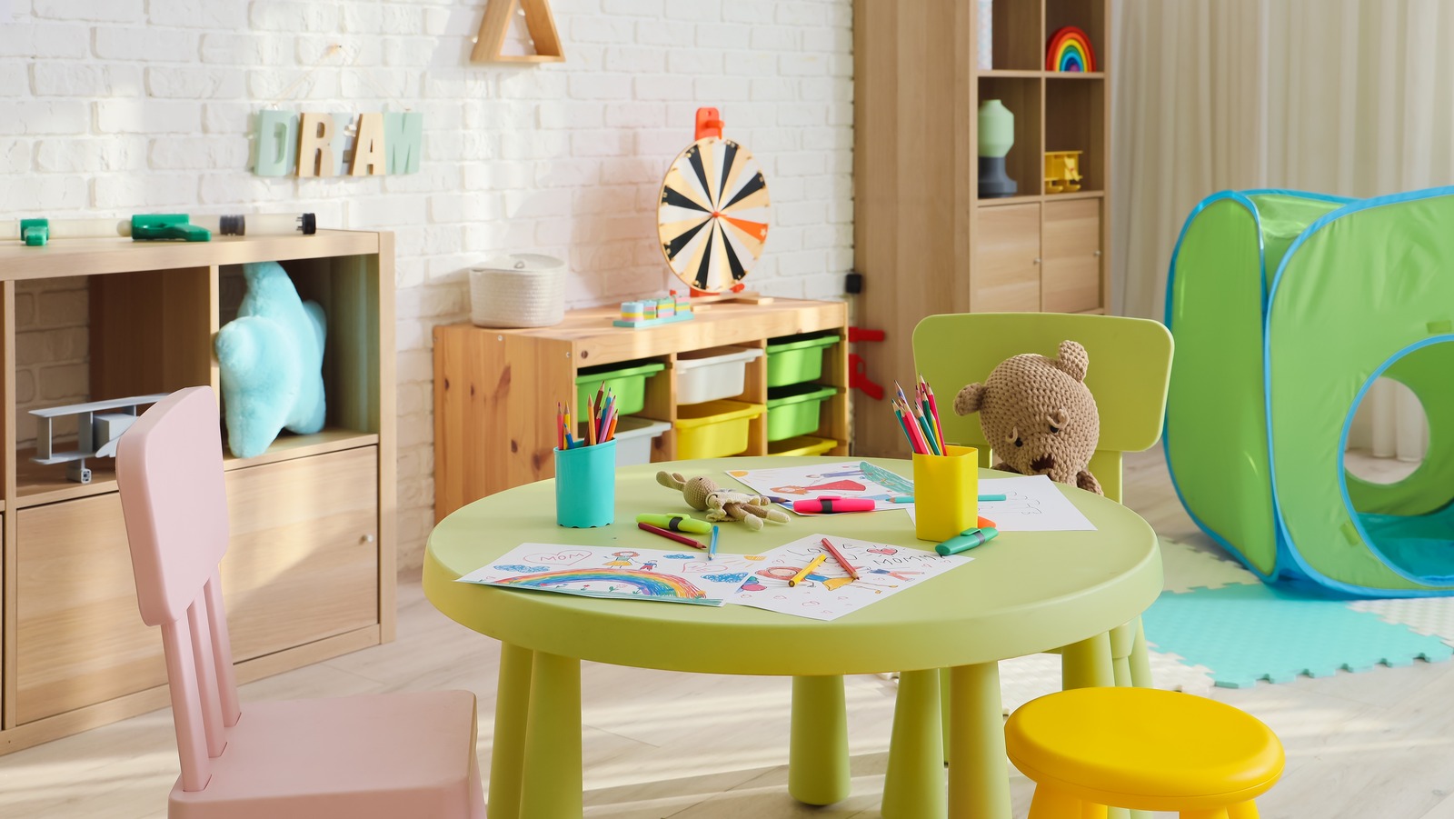 The IKEA Magnet Wall Idea That Adds An Educational Component To Your ...