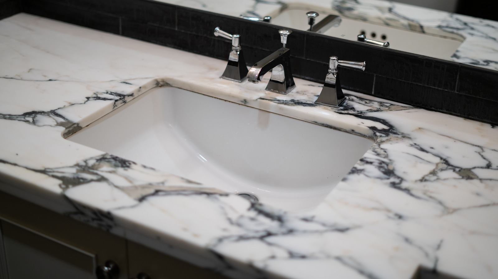 Most Popular Quartz Countertop Brands And Which To Consider For Your Home