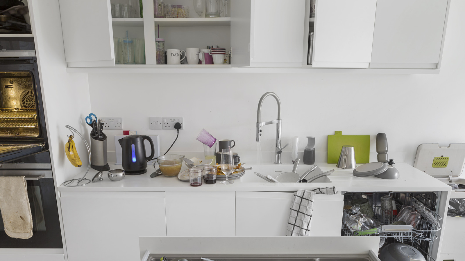 The One Item In Your Kitchen It's Time To Purge For A Clutter-Free Space