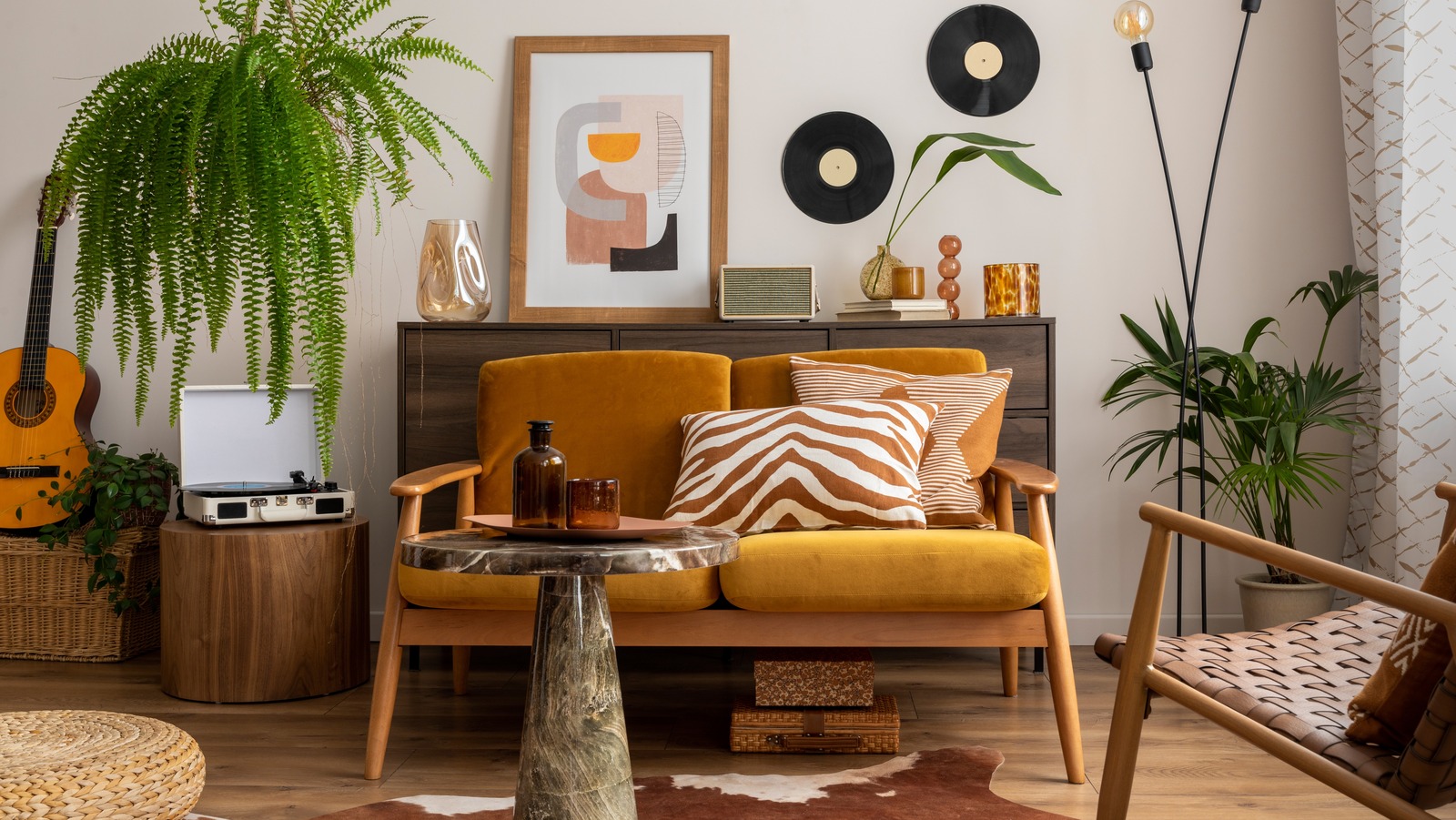 The Return of This Once-Outdated Living Room Trend - Global Ideas