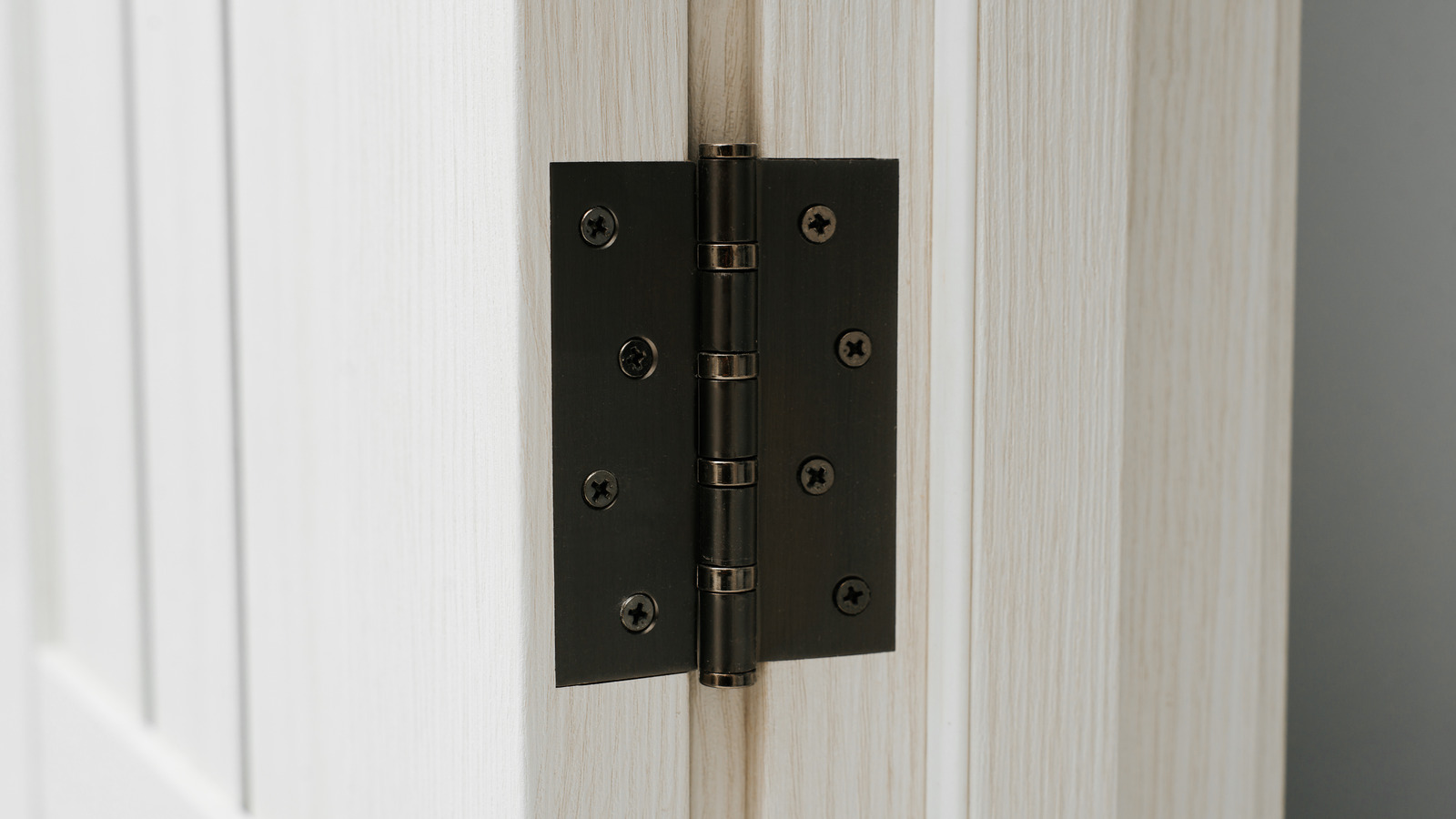 The Simple Hinge Adjustment Trick That Works On Any Door