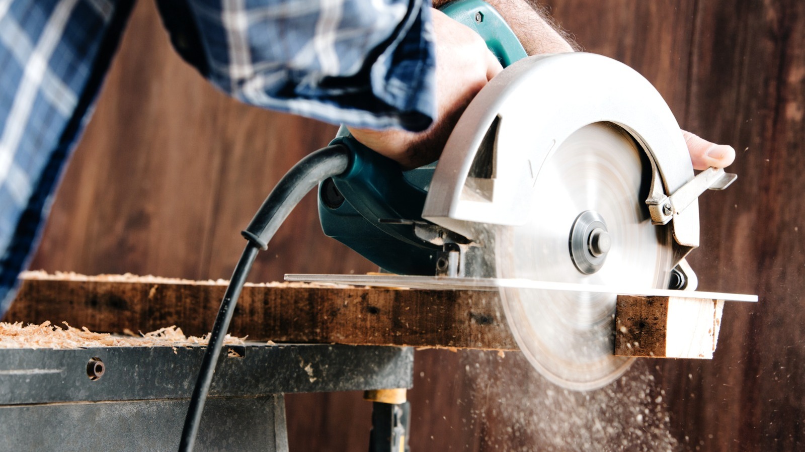 The Simple Saw Hack That Ensures A Perfect Cut Every Time