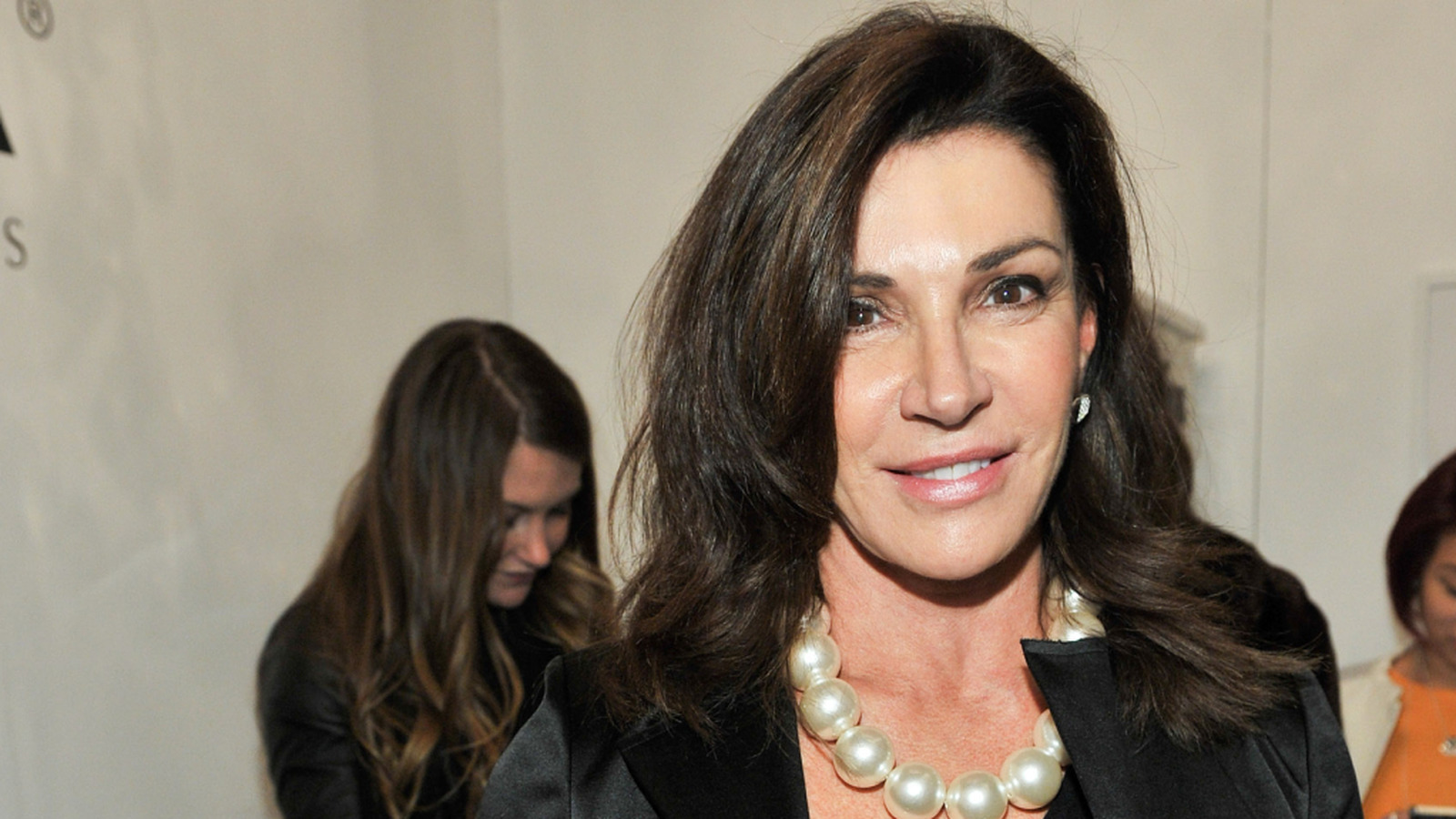 The Kitchen Upgrade Hilary Farr Swears By For Practicality & Cleanliness