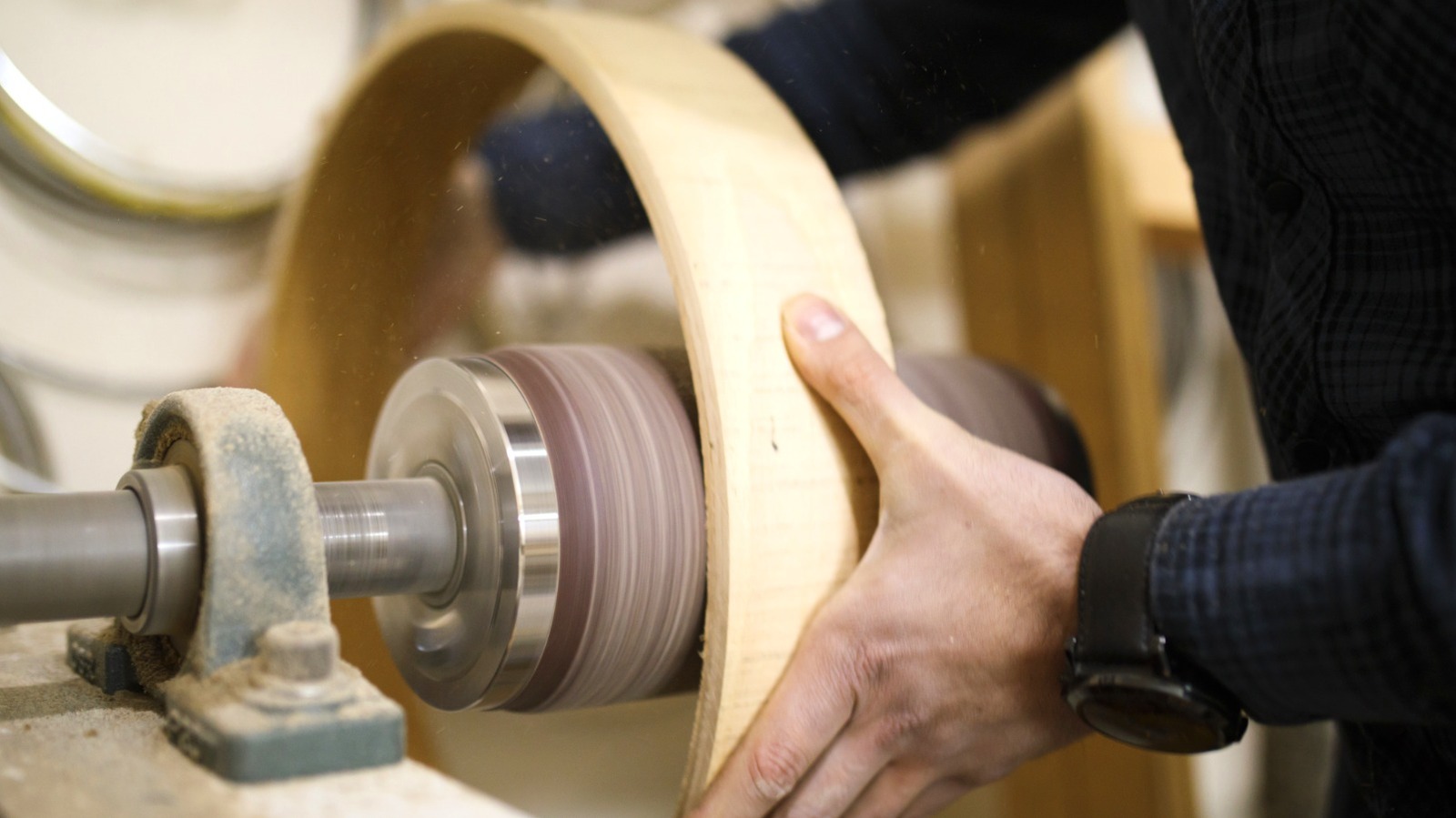 The Smart Glue Hack That Helps You Bend Wood For Rounded Projects