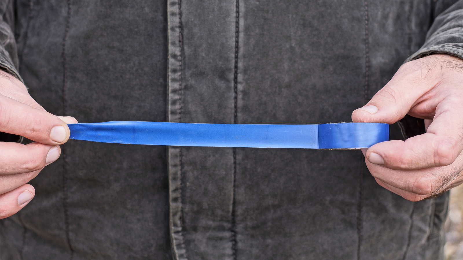 The Smart Tape Hack That Makes Finding A Sticky Door Problem So Easy