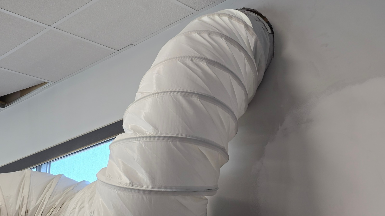 The Stunning Air Duct Cover DIY That Turns An Eyesore Into A Statement