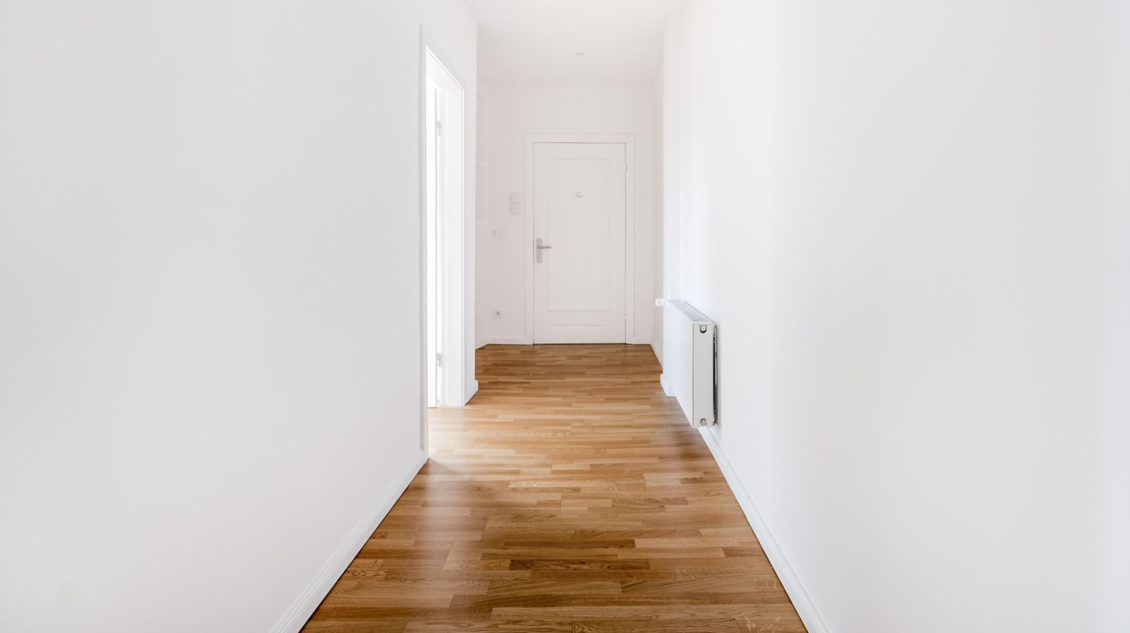 The Stunning Home Design Solution For An Unused Empty Hallway