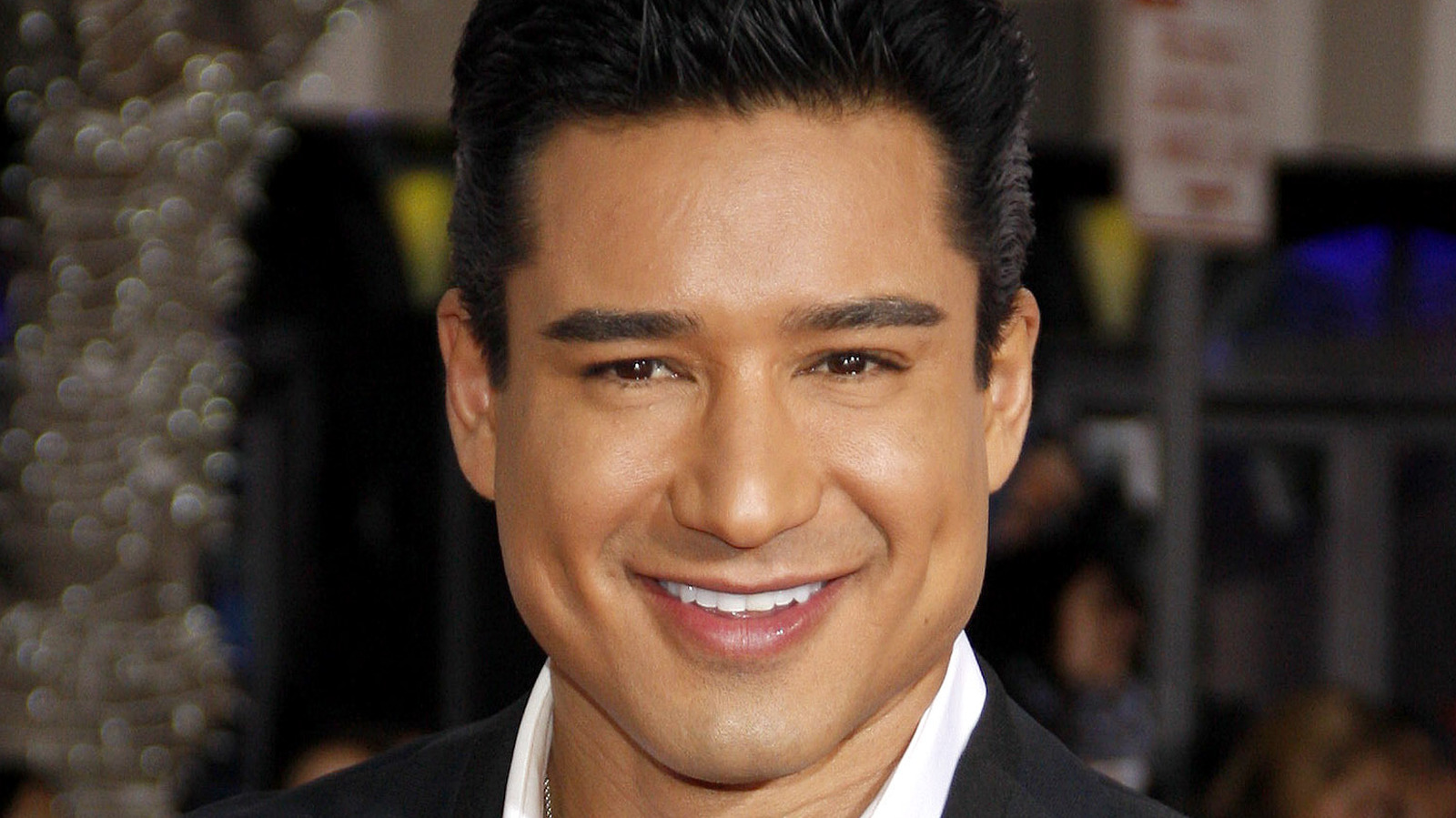 The Swimming Pool Trend HGTV Star Mario Lopez Is Ready To Leave In The Past