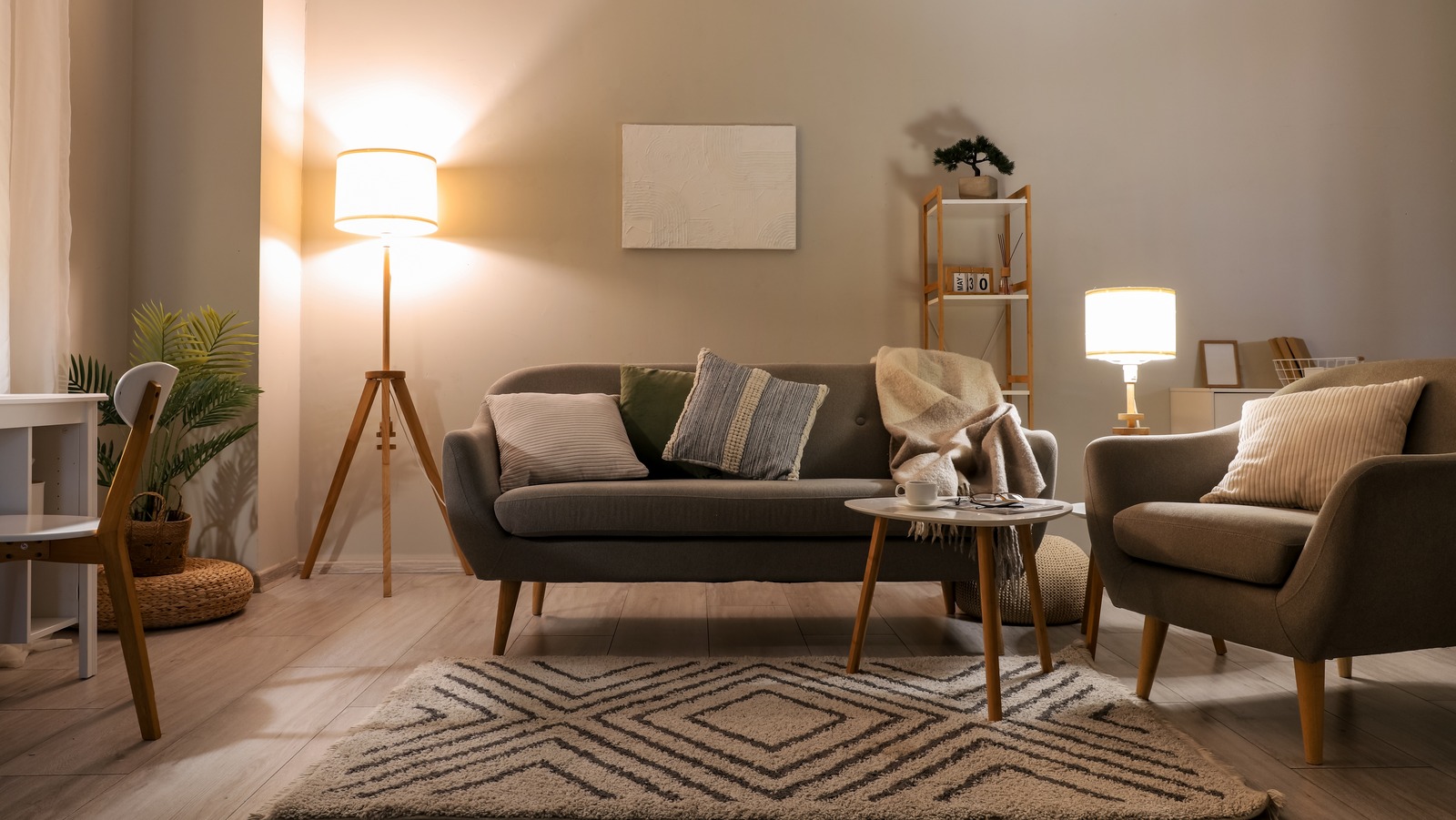 The Unique Light Feature You Can Create With Leftover Plastic Kitchen ...