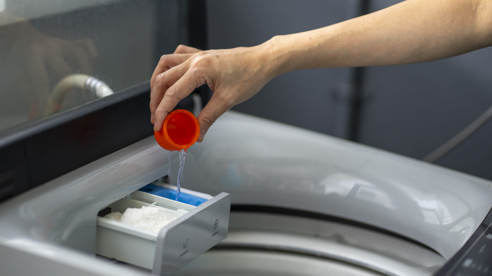 The Viral Frozen Laundry Detergent Hack Experts Are Warning Against