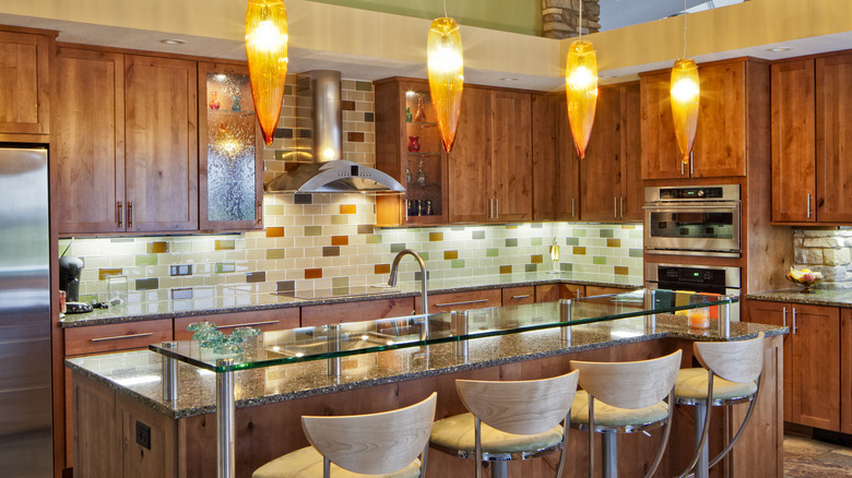 These Are The Best Kitchen Backsplash Colors