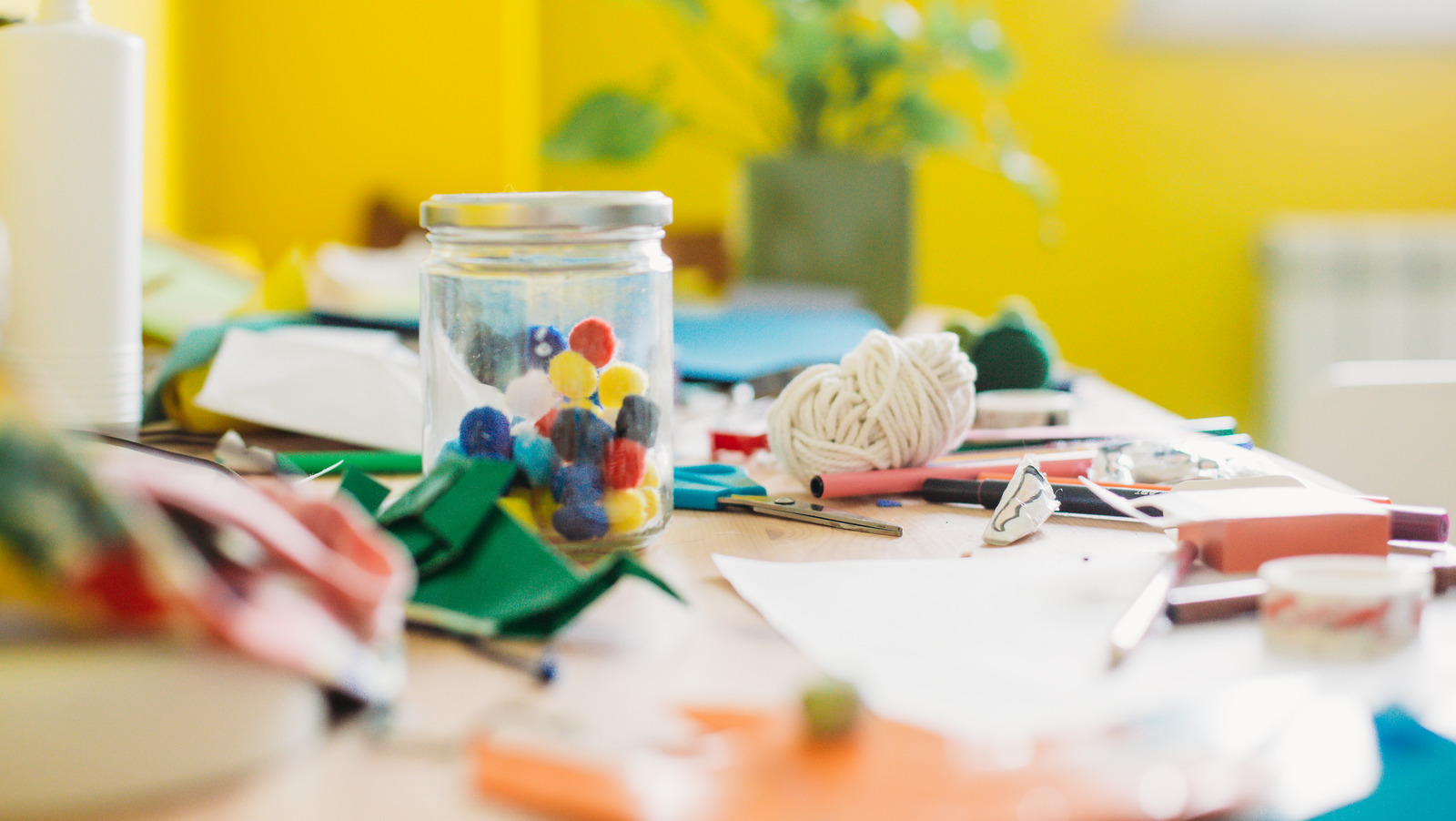 This DIY Home Sweet Home Mason Jar Sign Adds The Perfect Touch To Your ...