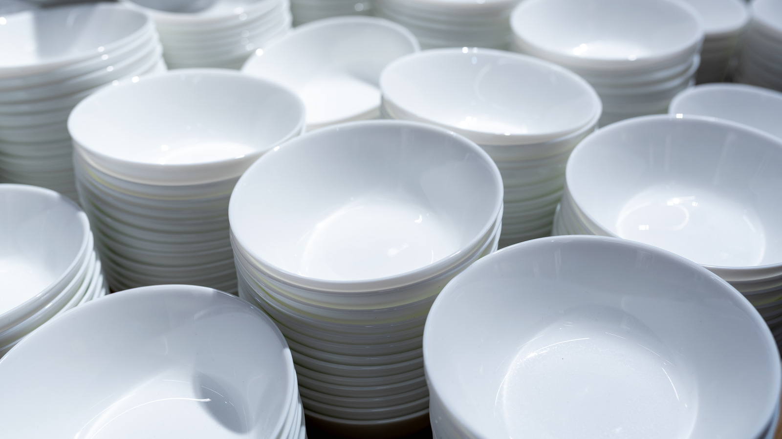 This TikTok Plate Hack Gives Bougie Home Decor Vibes On A Budget