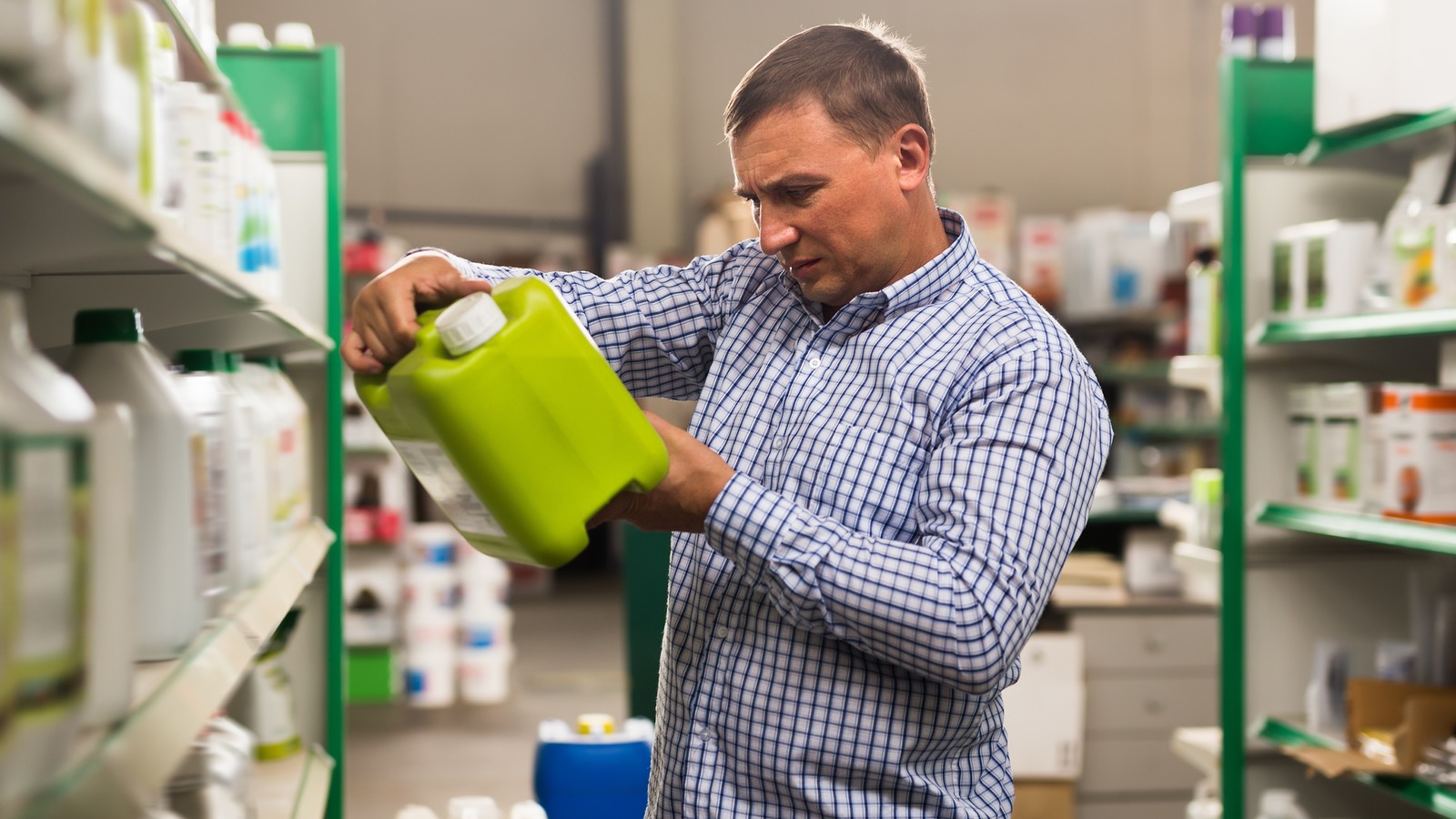 This Type Of Lawn Fertilizer Is Banned In Some States