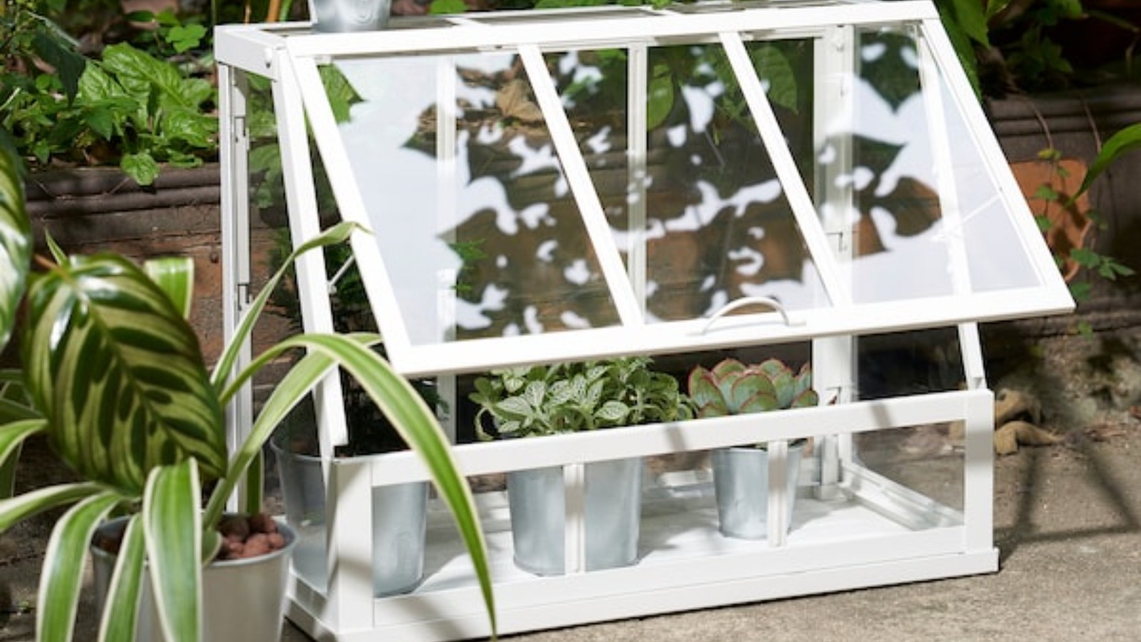 TikTok's Stained-Glass IKEA AKERBAR DIY Will Instantly Elevate Your ...
