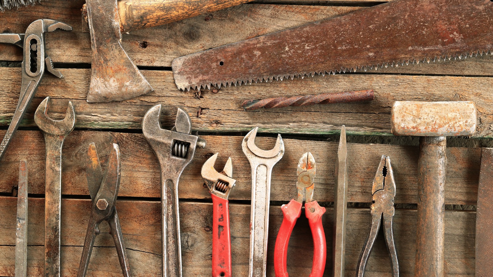 Tips To Keep Your Tools From Rusting During The Winter Months