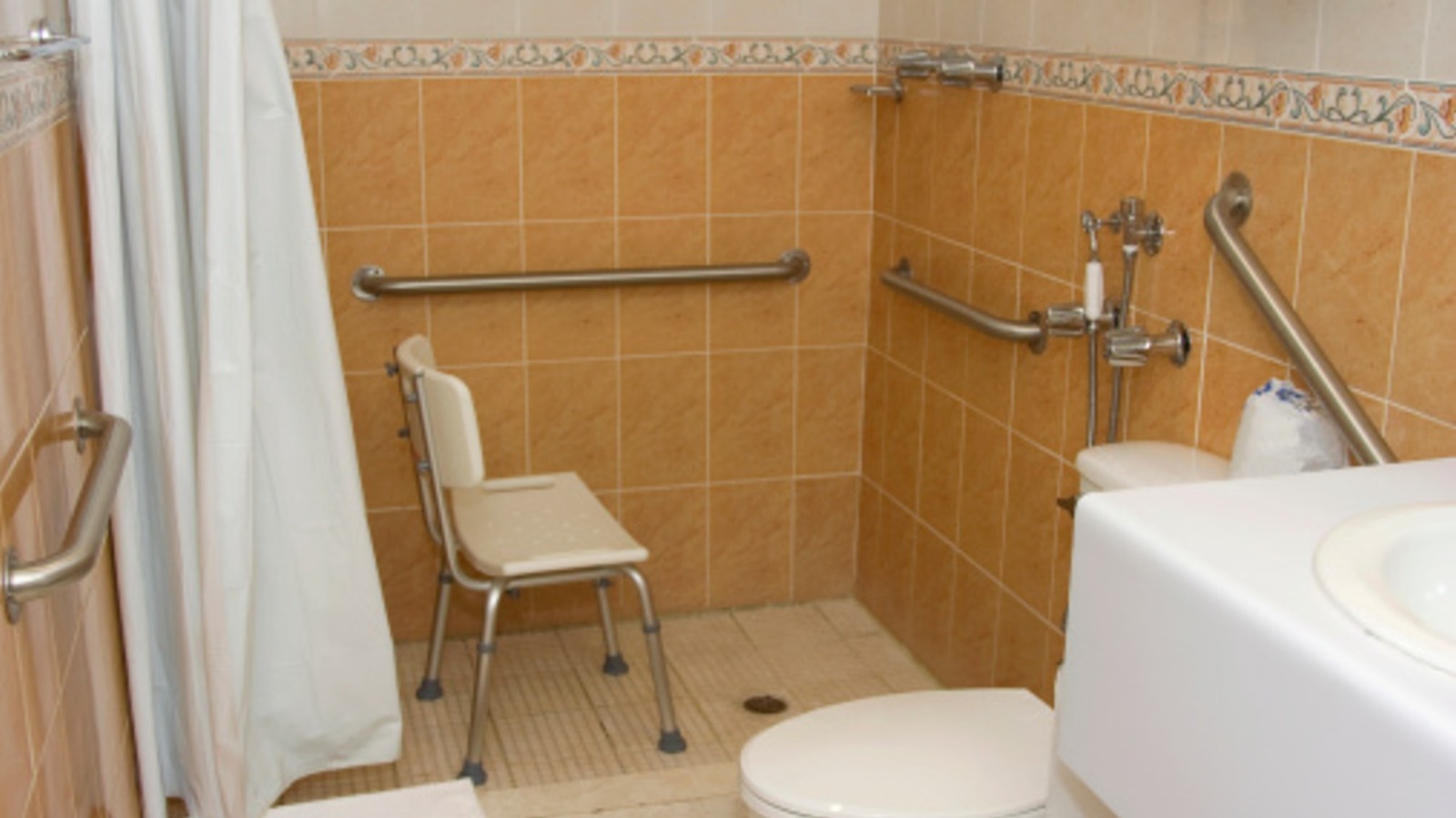 Upcycle An Old Shower Chair Into A Stylish & Customizable Piece Of Decor