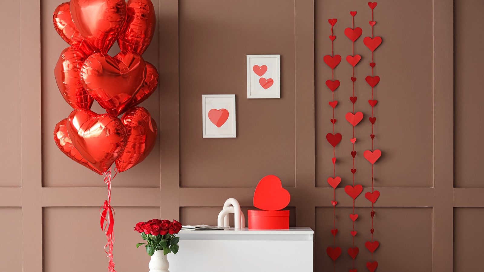 Use A Dollar Tree Pool Noodle To DIY Sweet Valentine's Day Entryway Decor