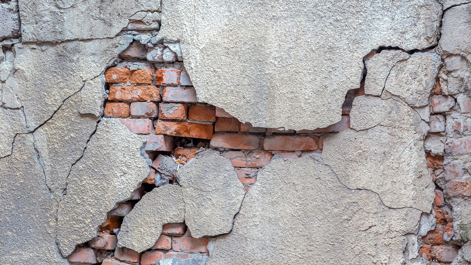 Ways You Didn't Know You Were Ruining Your Walls
