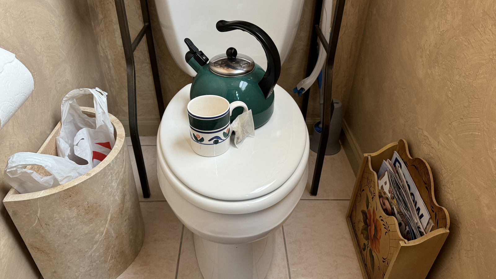 We Spill The Tea On Using An English Breakfast Brew To Clean Our Toilet
