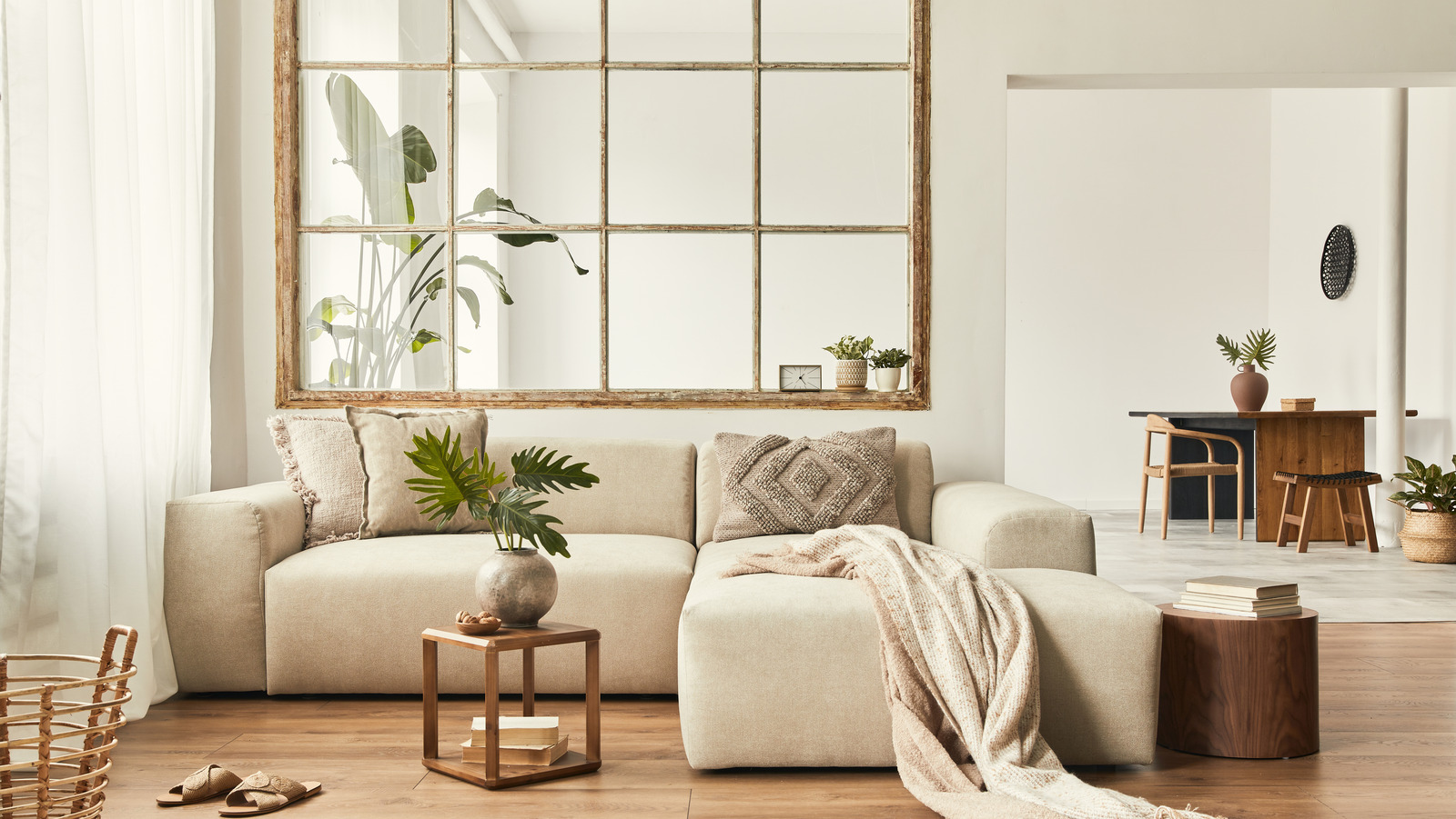What Is The California Casual Decor Style?