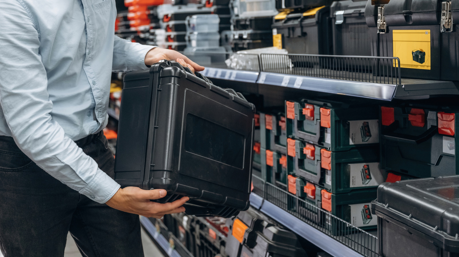 What To Consider Before Buying A Loaded Tool Box
