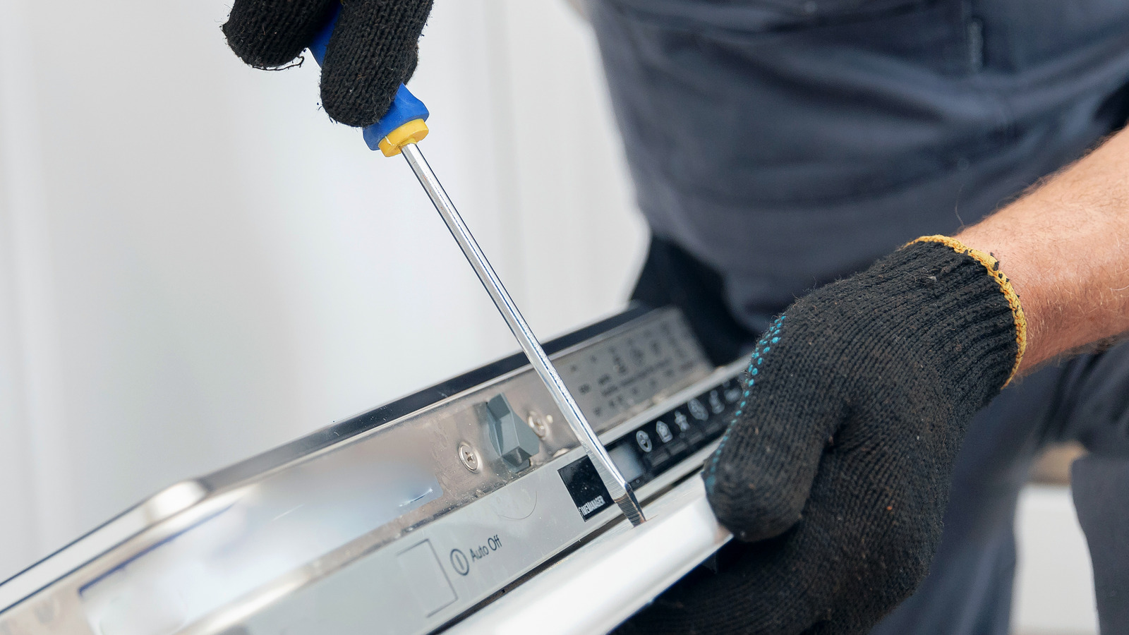 Ron Baker - Journalist Profile - Intelligent Relations