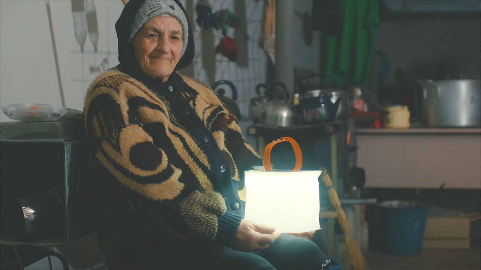 Whatever Happened To LuminAid Inflatable Floating Solar Light After ...