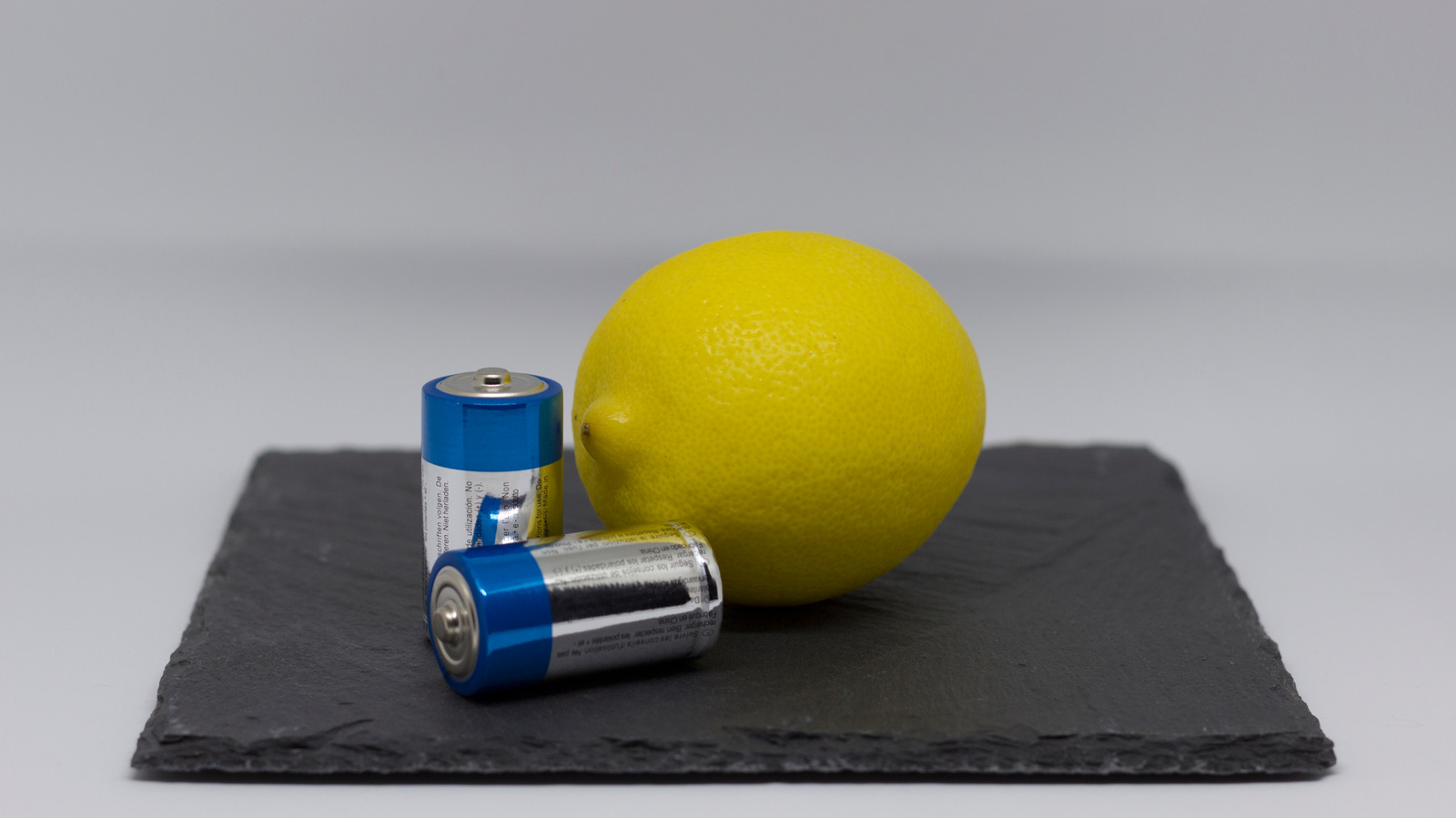Why Lemon Juice Is A Risky Alternative For Recharging Batteries