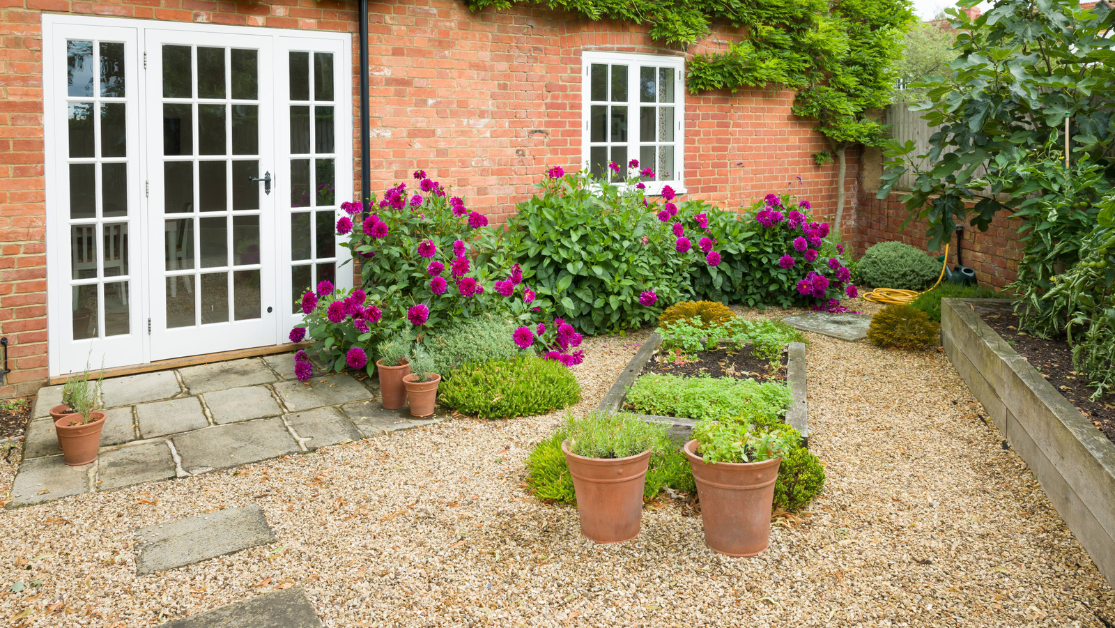 Why Resin Bound Gravel May Be The Best Choice For Outdoor Flooring